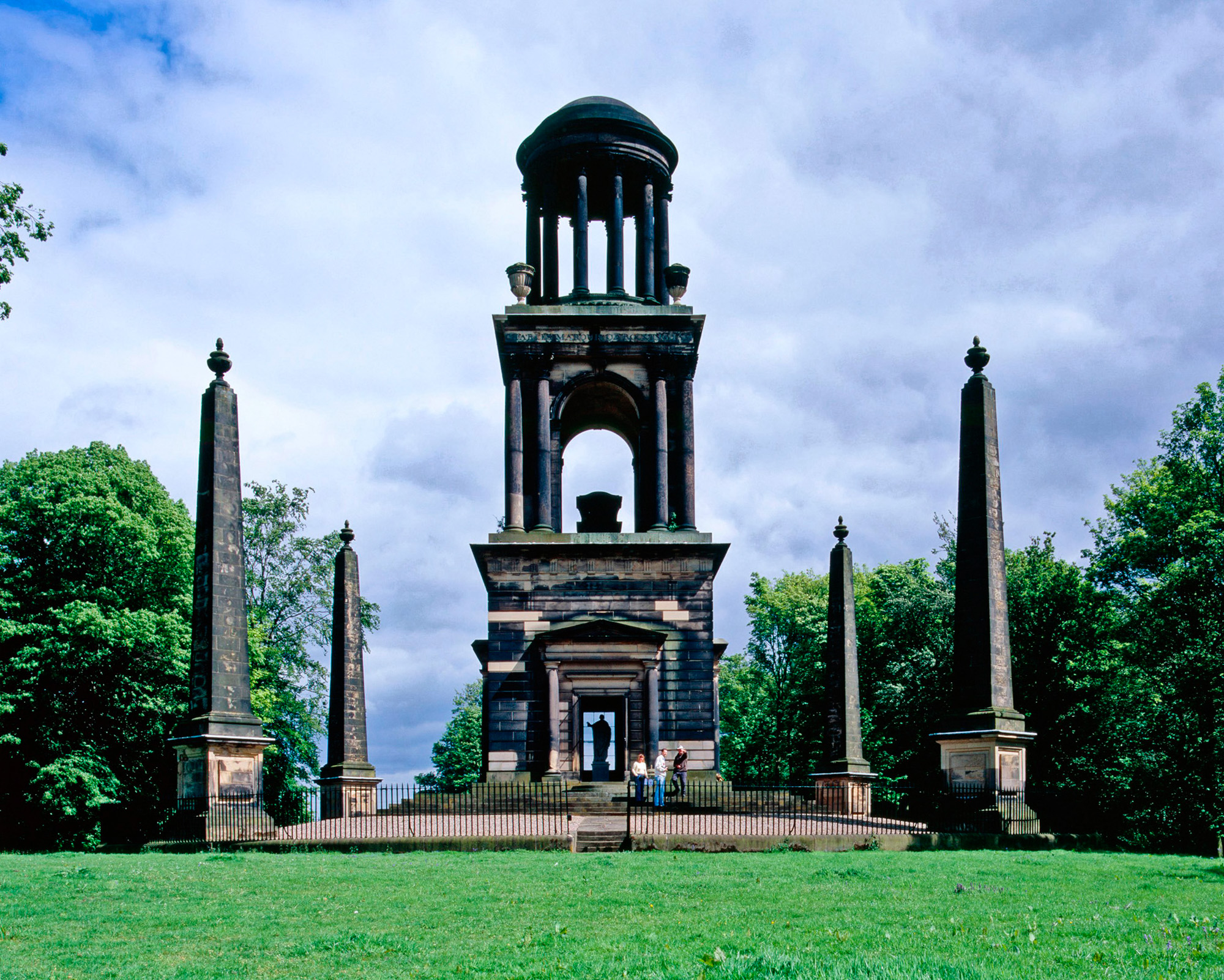 Pyramids for piggies and Gothic privies | Adrian Tinniswood | The ...